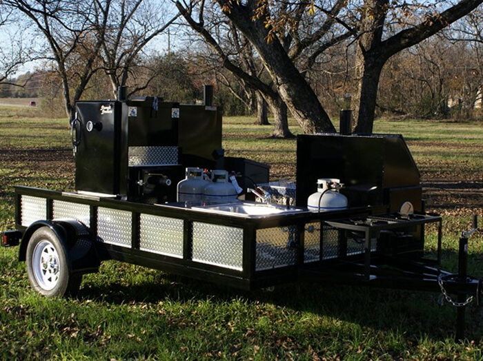 CUSTOM TRAILERS – Stumps Smokers